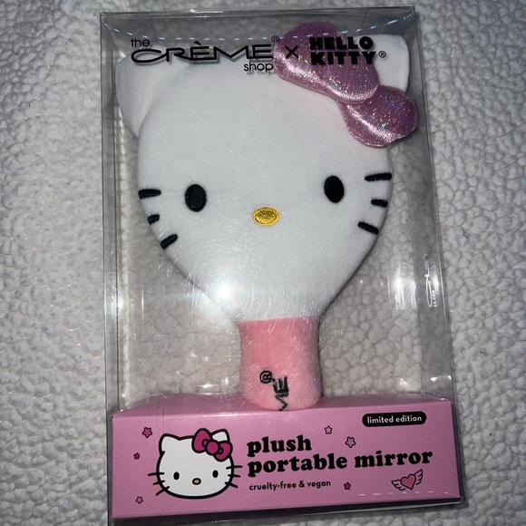 Hello Kitty | Makeup | Limited Edition Hello Kitty Plush Portable ...